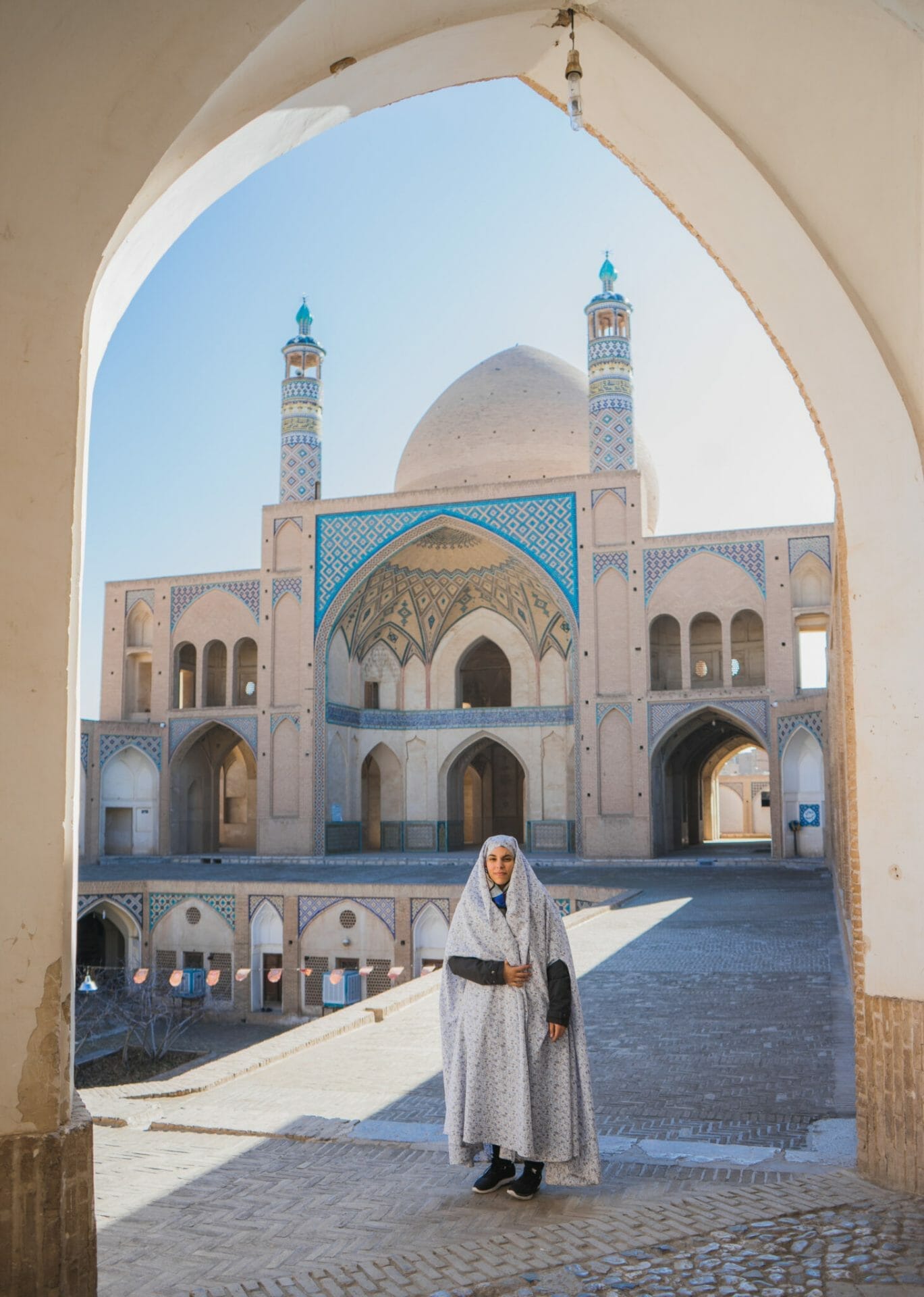 10 COSAS que saber ANTES DE VIAJAR A IRÁN - El mundo es un viaje